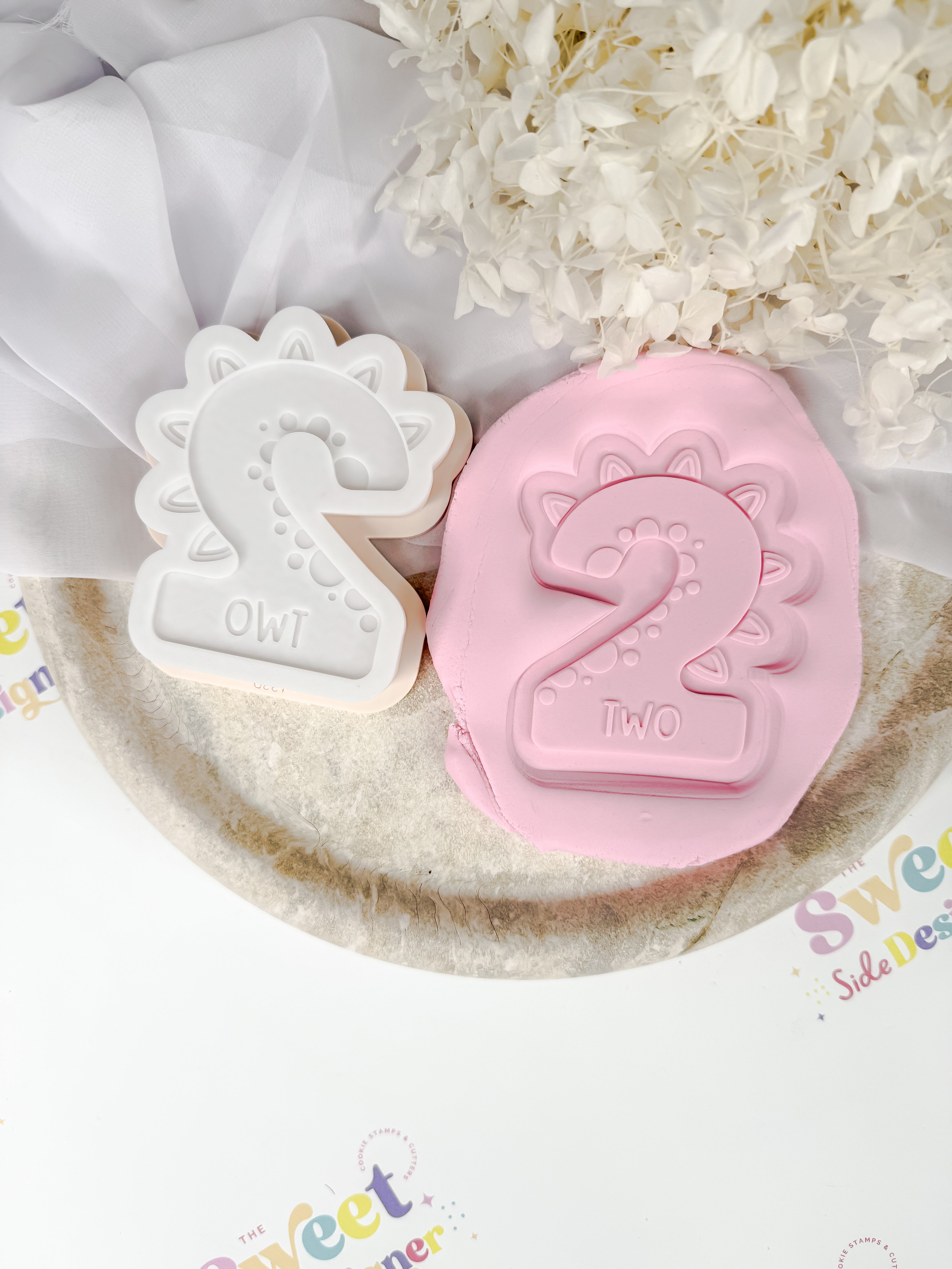 DINO Two Cookie Cutter & Stamp – The Sweet Side Designer